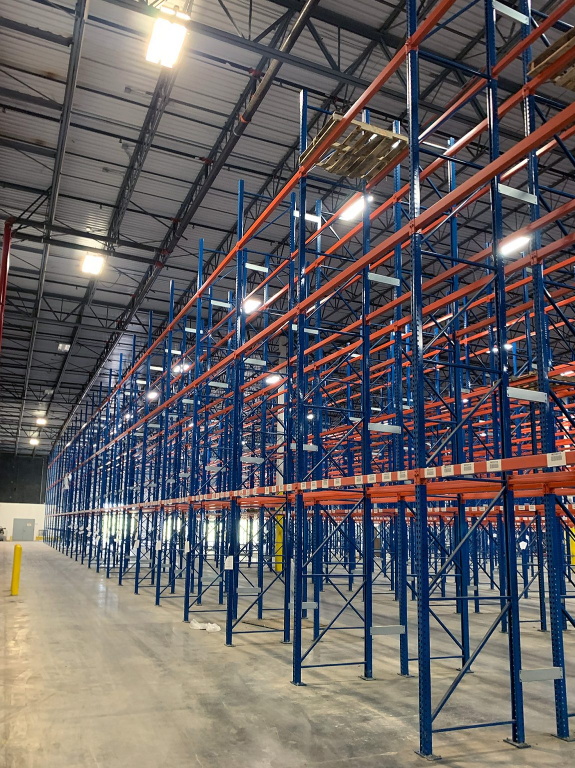 FLASH SALE: Used Old Style Blue Uprights + Used New Style Orange Beams ...